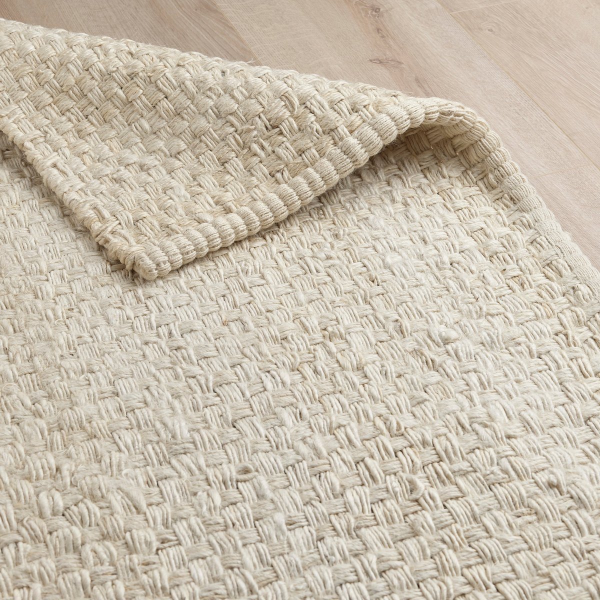 Natural Hand Woven Rugs | Moor Hand Woven Jute Rug in Cream - Industville